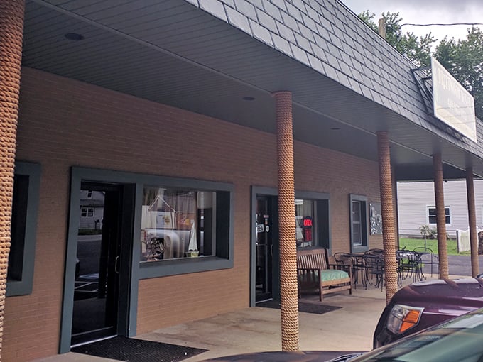 Driftwood Diner (Shady Side): Where locals gather and visitors discover that sometimes the best seasoning is a view of Maryland waters nearby.