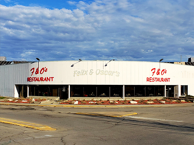 Where pizza becomes architecture &ndash; F&O's builds edible monuments that require both fork and determination.