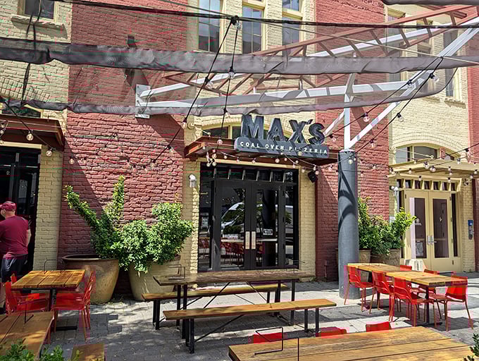 The entrance to Max's Coal Oven Pizzeria looks like the gateway to pizza paradise. Those brick walls have seen countless happy diners.