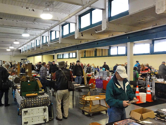Weekend warriors scan tables with the focus of archaeologists. In the flea market world, this is where the pros come to play.