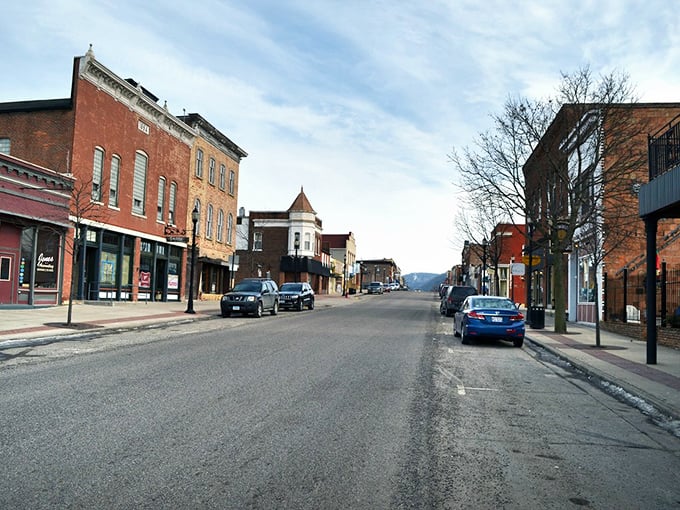 Prairie du Chien: Where Main Street feels like a movie set, but the affordability is the real star of the show.