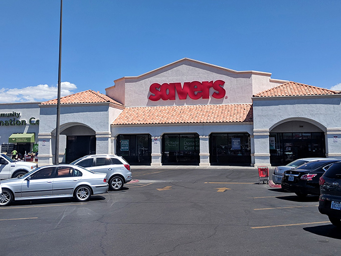 Under that bright Nevada sky, Savers stands like a beacon for thrifty shoppers. Those Spanish-style roof tiles add a touch of local flair!