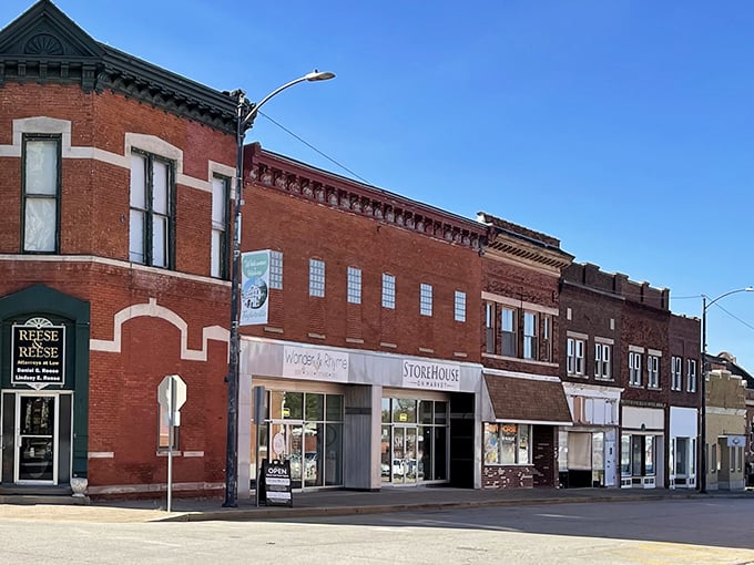 Small-town charm meets big-time affordability in Taylorville's picturesque streets lined with history and reasonable rent.