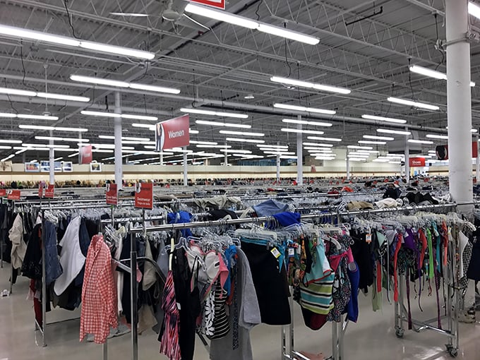 Color-coded clothing heaven at Unique. This isn't just shopping&mdash;it's a treasure hunt where the X marks every rack.