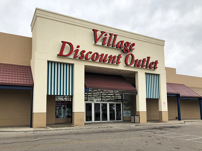 Where bargain hunters gather! The unassuming facade belies the cavernous wonderland of second-hand treasures inside.