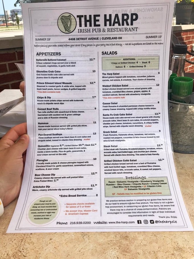 The menu reads like a love letter to Irish-American cuisine, with everything from boxty to burgers tempting your taste buds into delicious submission.