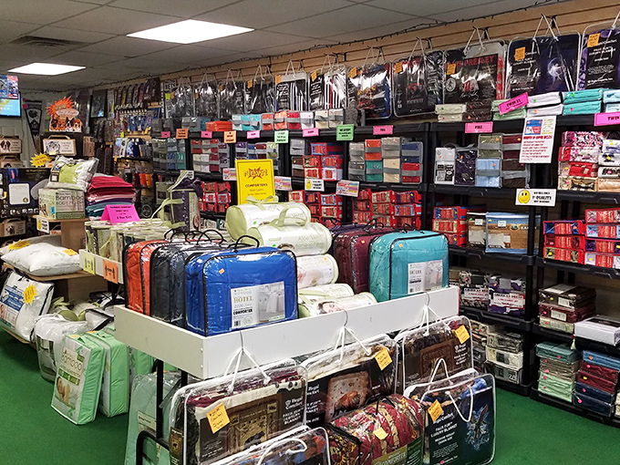 Bedding bonanza! More comforter options than a sleepover at Buckingham Palace, and at prices that won't give you nightmares.