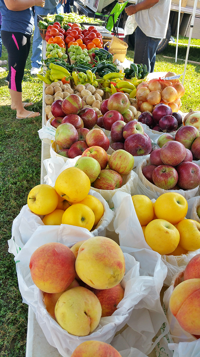 Nature's candy counter! These locally grown fruits and vegetables put supermarket produce to shame&mdash;proof that the best things in life still come in simple paper bags.