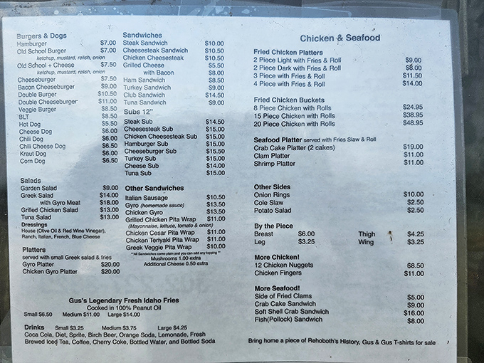 The no-nonsense menu offers exactly what you want at the beach: honest food at fair prices without a hint of pretension or avocado toast.