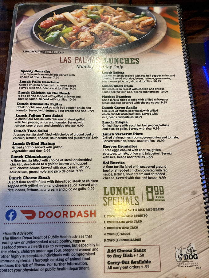 The menu at Las Palmas reads like a love letter to Mexican cuisine, with the "Speedy Gonzales" lunch special rescuing hungry patrons since before lunchtime was cool.