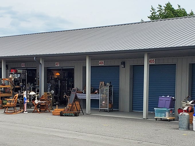 These unassuming storage units hide potential jackpots behind their roll-up doors&mdash;the Vegas of vintage without the losing streak.