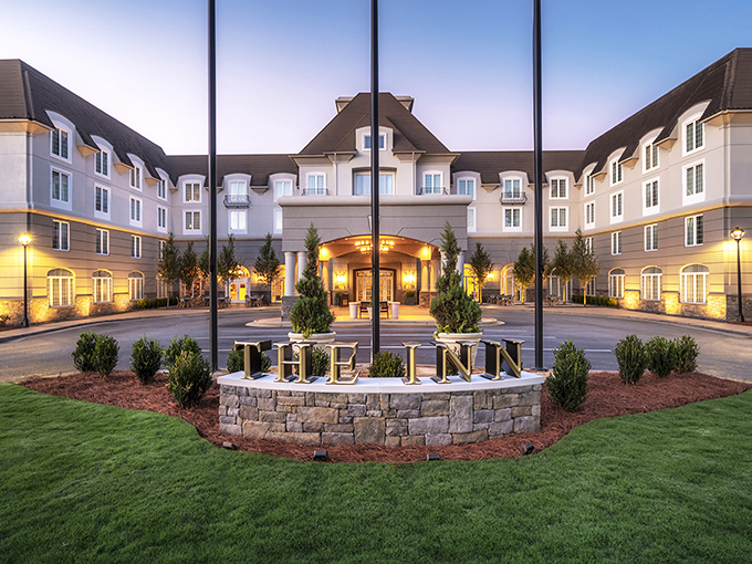 French elegance without the jet lag! This stunning resort brings European grandeur to Georgia's rolling hills.