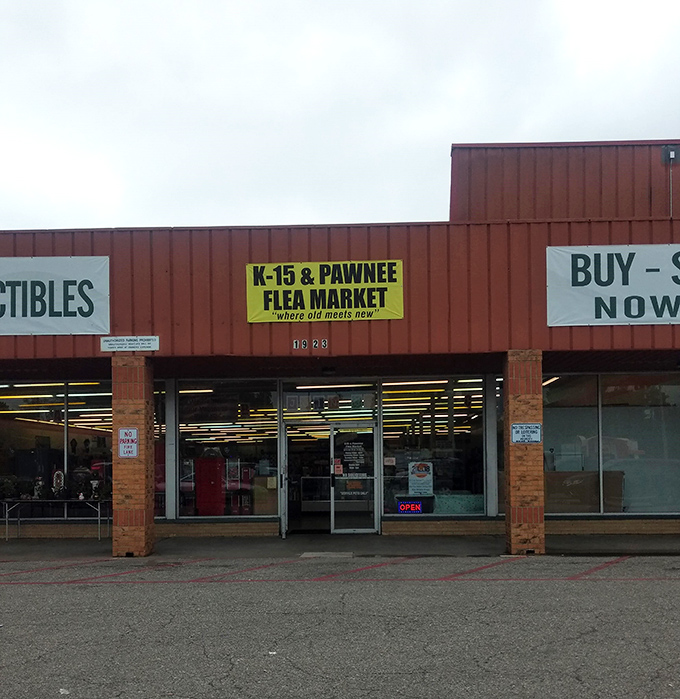 3a. k 15 & pawnee flea market (wichita)