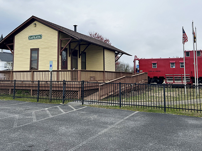 La Plata's charming train station stands as a reminder of simpler times. All aboard for a trip down memory lane!