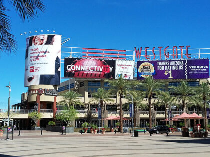 6 Enormous Outlet Malls In Arizona That Are Totally Worth The Road Trip