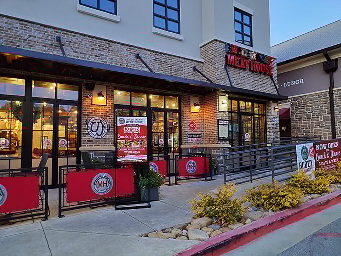 Uncle Jack's modern fa&ccedil;ade hides old-school meat mastery &ndash; proof that you can't judge a steakhouse by its cover.