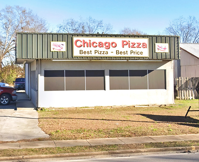 "Best Pizza - Best Price" isn't just a slogan here&mdash;it's the unspoken contract this humble Fayette institution has kept for years.