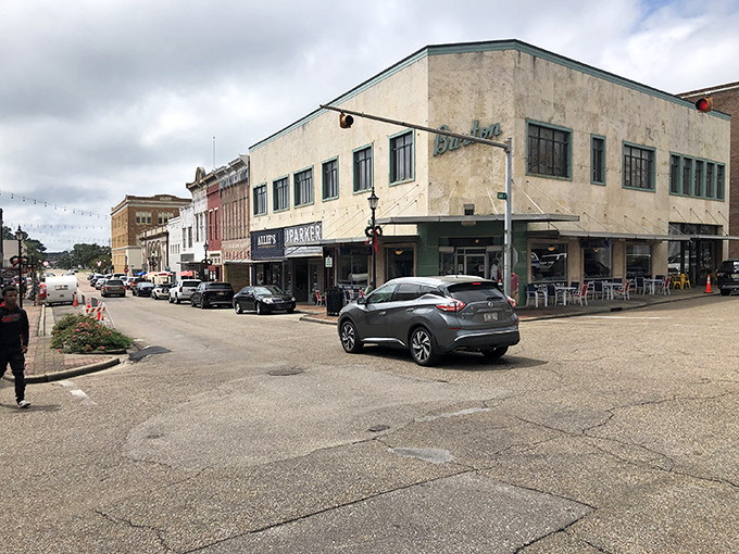 Downtown Laurel serves up small-town charm with a side of architectural eye candy. No wonder people are falling in love with this place!