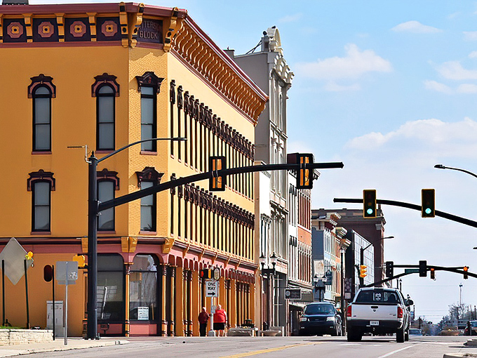 This bird's-eye view of Muncie reveals the classic courthouse surrounded by a patchwork quilt of Midwestern architecture.