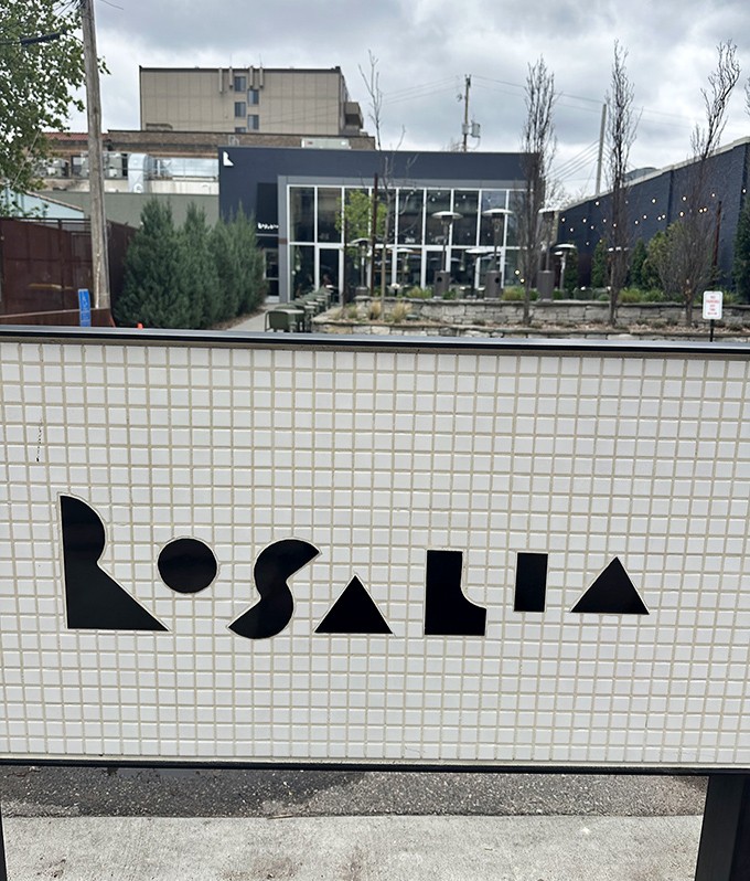Rosalia: Those floor-to-ceiling windows invite you to peer into pizza paradise. The minimalist approach puts all focus where it belongs&mdash;on incredible pizza.