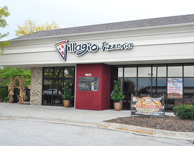 Red entrance, green plants, and pizza that makes time stand still &ndash; Villagio's simple formula for happiness.