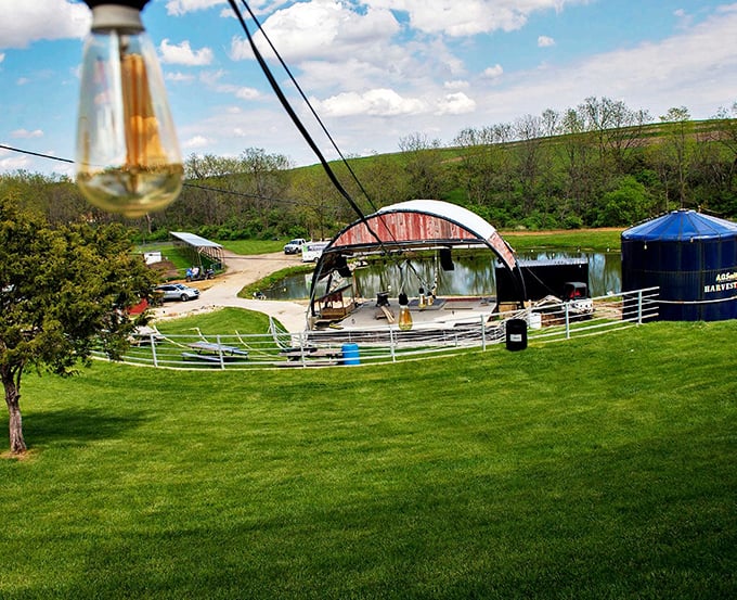 Rural entertainment doesn't get more charming than this outdoor venue nestled in rolling hills. Norman Rockwell couldn't have painted a more idyllic scene.