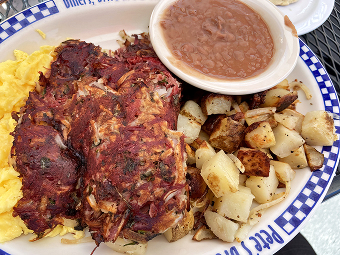 Behold the corned beef hash that could make a grown person weep tears of pure joy. 