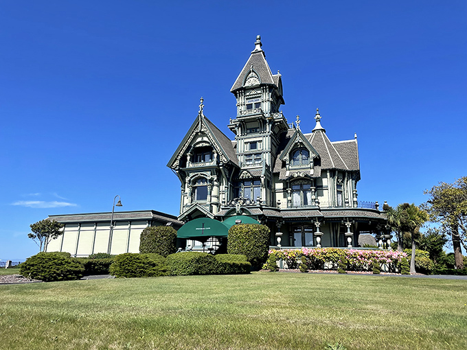 The Carson Mansion redefines "curb appeal" with more architectural flourishes than a Wes Anderson film set. Victorian excess at its finest. 