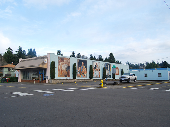 Murals that tell stories better than your uncle after three glasses of wine &ndash; Silverton's outdoor art gallery brings history to vibrant life.