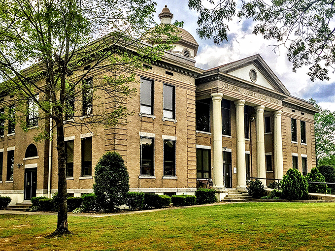 The courthouse stands as Heber Springs' architectural crown jewel, where columns and craftsmanship remind us they just don't build 'em like this anymore.