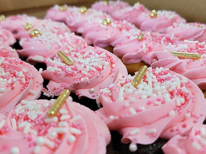 These pink beauties aren't just cupcakes&mdash;they're edible works of art. The gold accents make you feel like royalty with every bite.