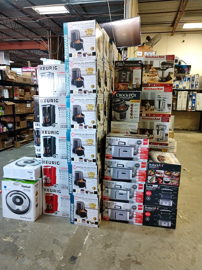 Kitchen appliance paradise! From Keurigs to KitchenAid, these boxed beauties are waiting to transform your countertops without emptying your wallet.