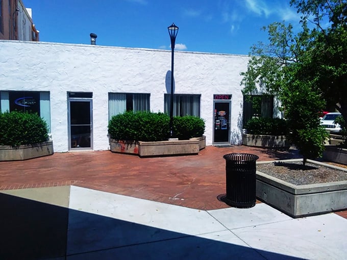 Coop's plain white building is like a pizza speakeasy. The locals probably wanted to keep this gem to themselves!