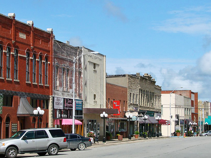 McAlester's wide streets offer plenty of parking and small-town appeal. No need for parallel parking anxiety here!