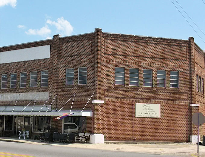 Metter's classic courthouse doesn't just house government offices&mdash;it anchors a community where neighbors still check on neighbors.