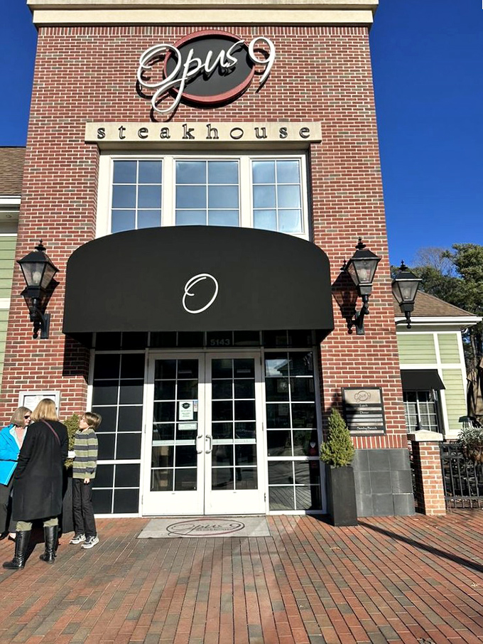 Opus 9's sophisticated brick fa&ccedil;ade sets the stage for a steakhouse experience worthy of a standing ovation.