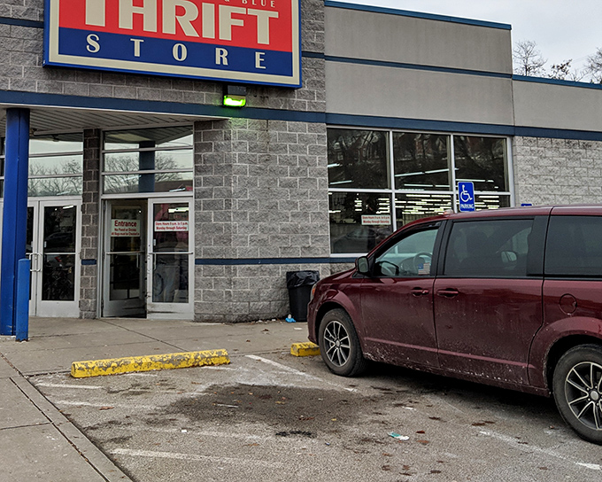 Red, White & Blue lives up to its patriotic name &ndash; a veritable democracy of deals where everyone leaves feeling like a winner.