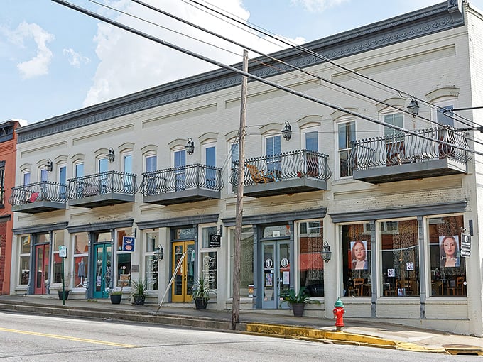 Statesboro's modern charm blends seamlessly with its historic roots. This welcoming downtown area invites you to stay awhile&mdash;and your wallet agrees!