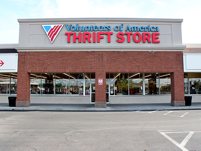 Volunteers of America's patriotic signage signals more than just bargains&mdash;each purchase helps veterans and families in need.