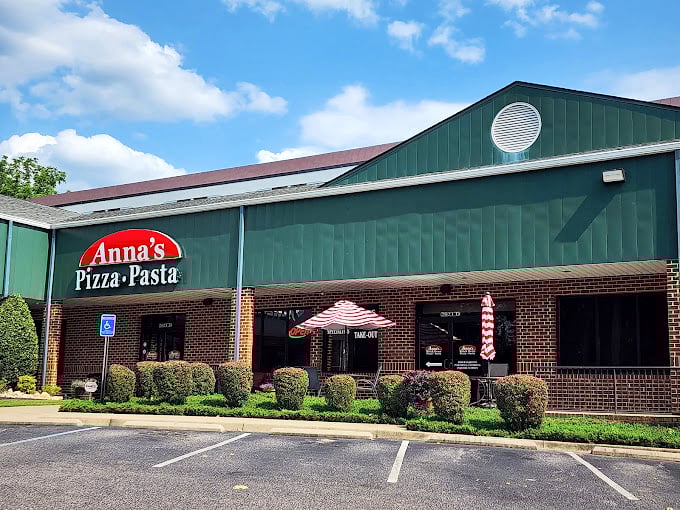The neatly trimmed bushes outside Anna's are as perfectly maintained as their reputation for consistent, delicious pies.