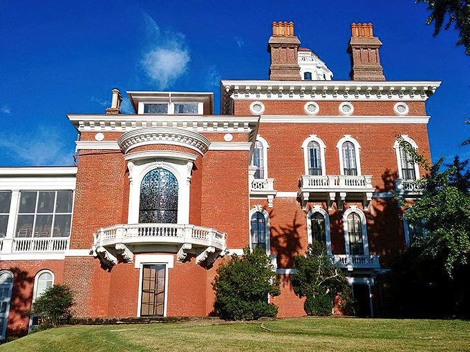 Grand staircases like this one make everyday entrances feel like red carpet moments. Cue the dramatic music!