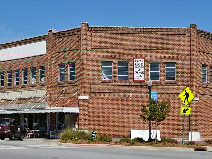 In Metter, even the "Fresh Roses" signs have that vintage charm that makes you want to open a quirky little shop.