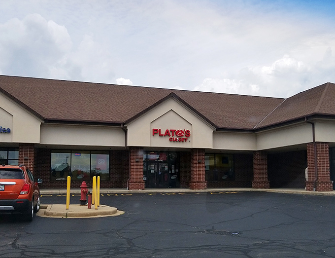 This unassuming storefront houses a treasure trove of gently-used teen fashion. Like a time capsule of trends from last season!
