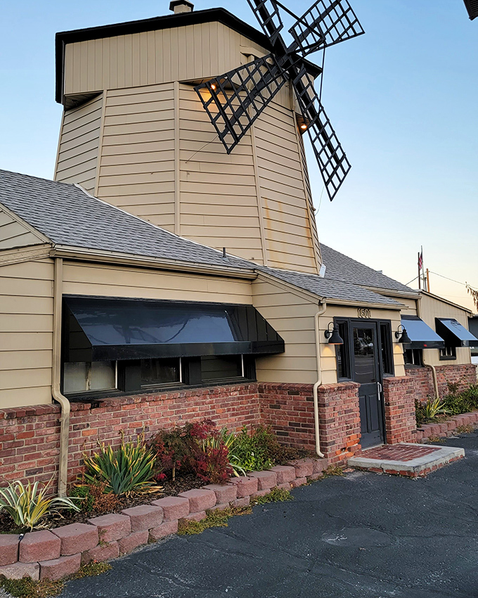 Not just a quirky landmark&mdash;The Windmill's iconic structure has been beckoning hungry travelers for generations of T-bones.