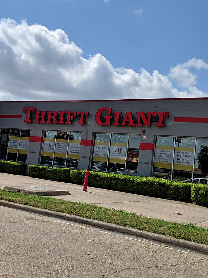 Under those puffy Texas clouds, Thrift Giant stands ready to fulfill your secondhand dreams. The bargain hunt begins here!