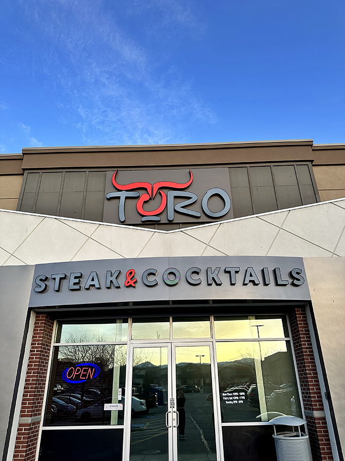 Clean lines and that striking bull logo announce Toro's mission: marrying great steaks with perfect cocktails. A match made in culinary heaven!