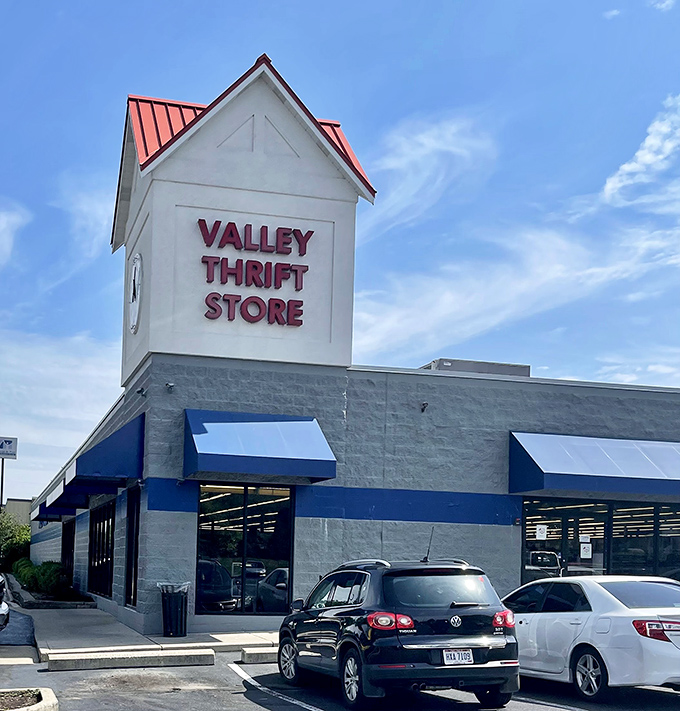 Treasure hunting headquarters! The charming rooftop feature adds character to this sprawling second-hand paradise.
