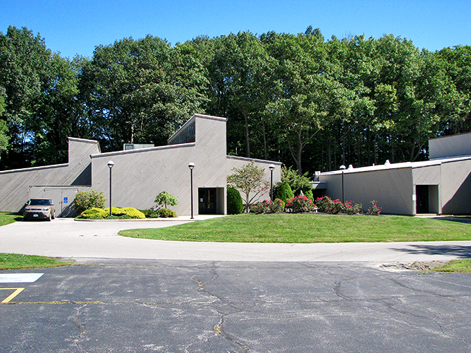 The Ashtabula Arts Center brings culture to the lakeside, proving you don't need big-city prices to feed your artistic soul.