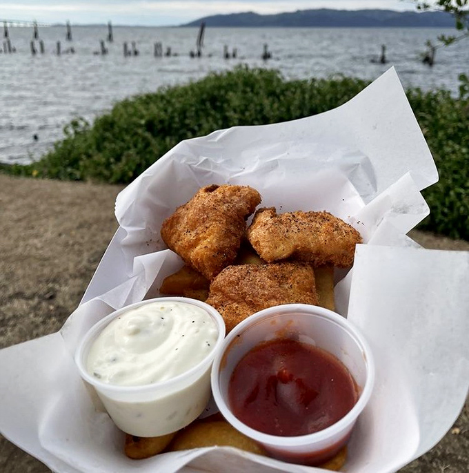 Enjoying Bowpicker with a Columbia River backdrop&mdash;proof that sometimes the best dining room has no walls, just spectacular views.