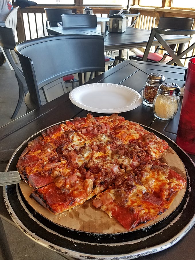 Pizza perfection doesn't need fancy wood-fired ovens or imported flour&mdash;just the right balance of cheese, meat, and a crust that means business.